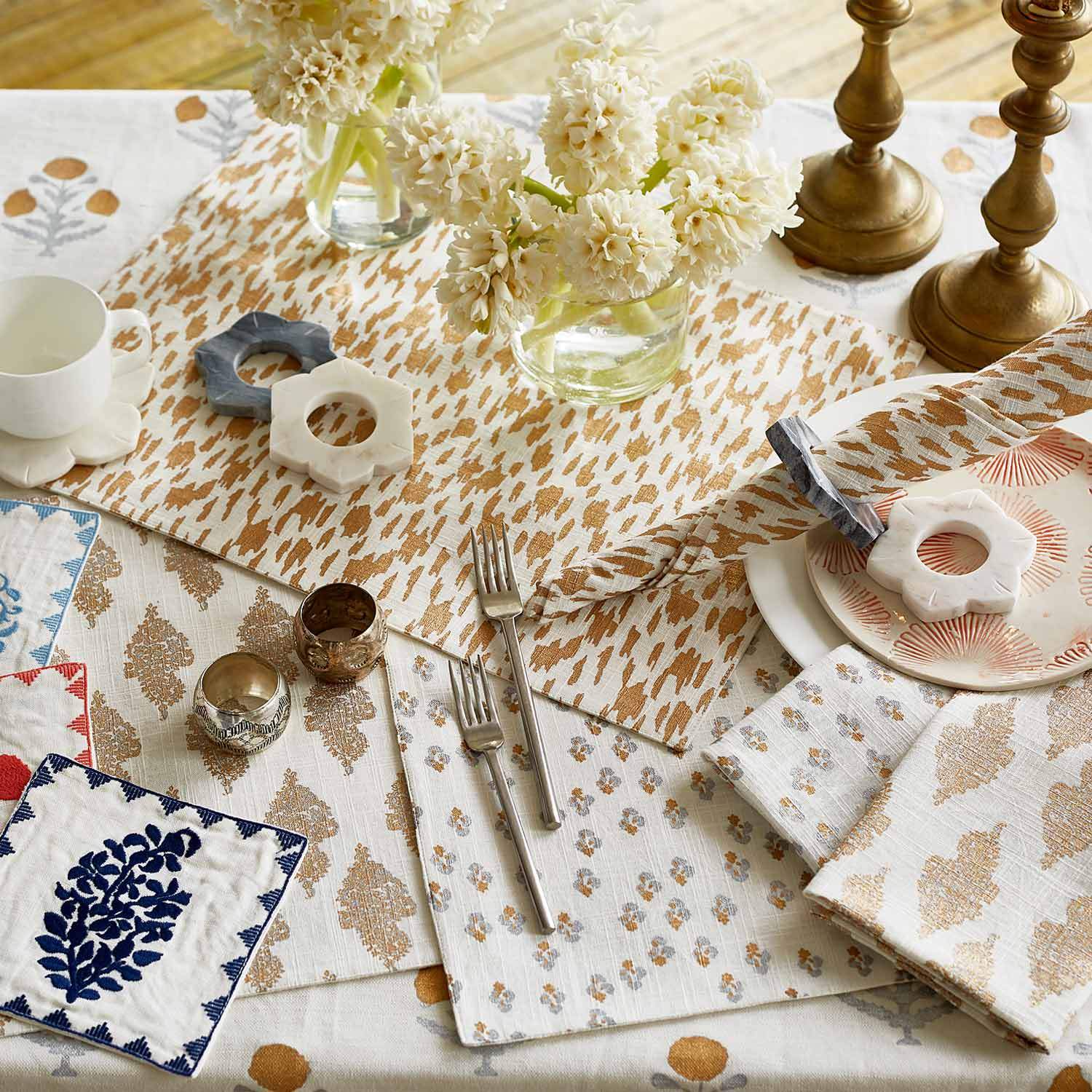 TABLE TOP – Isabella Style